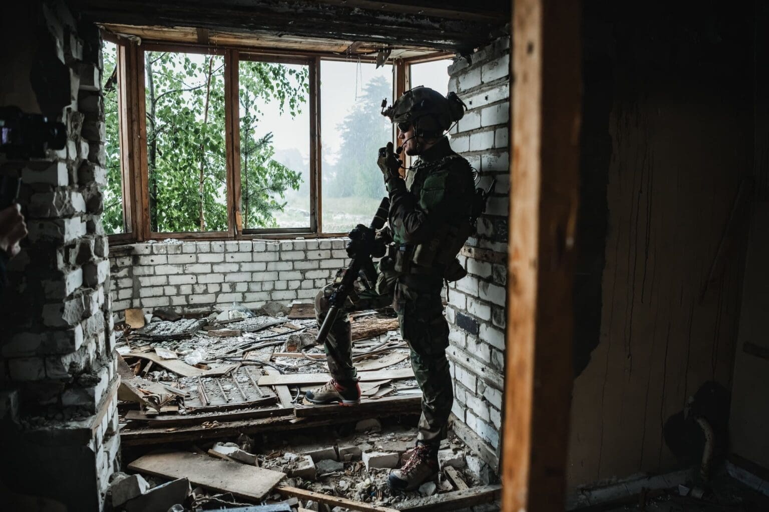 Urban Warfare: Navigating the Concrete Jungle – Modern Warrior Project